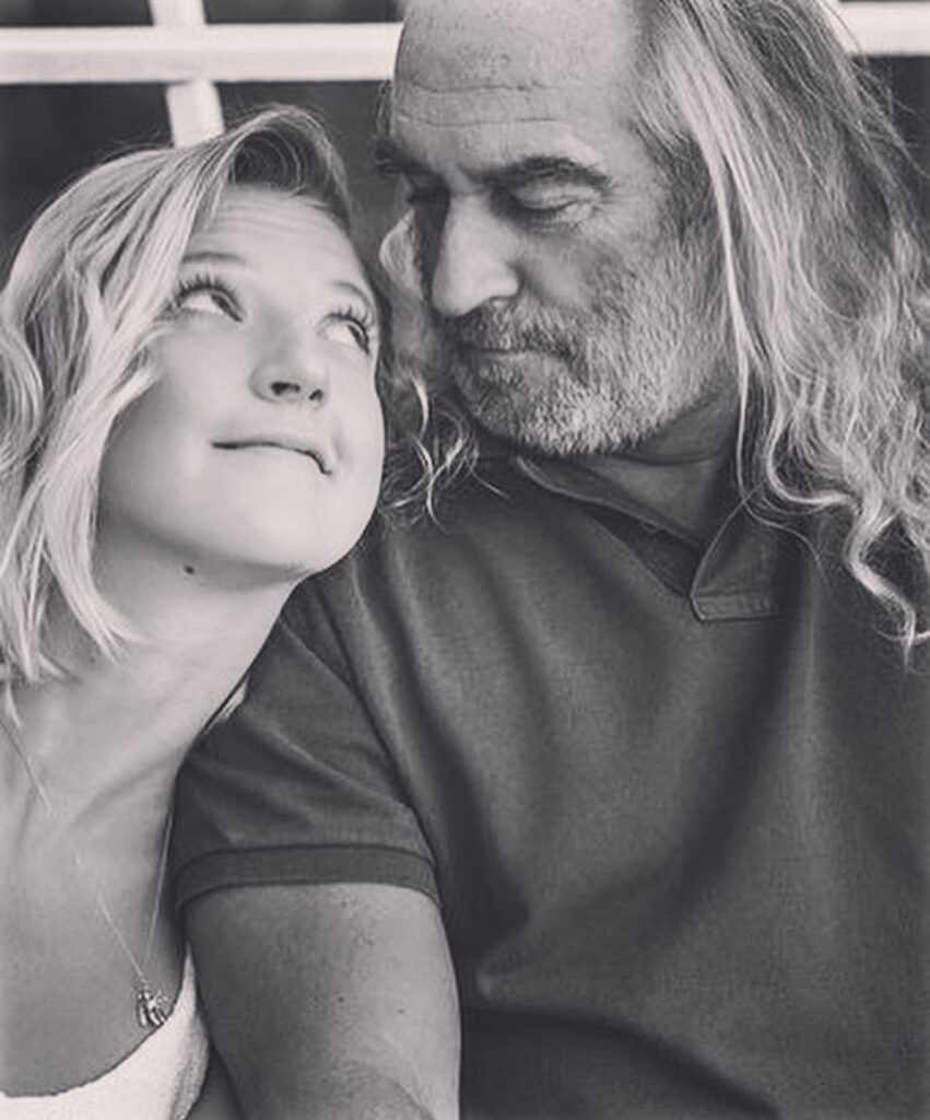 Dramat Lary Gessler "odszedł mój pierwszy, najlepszy przyjaciel".